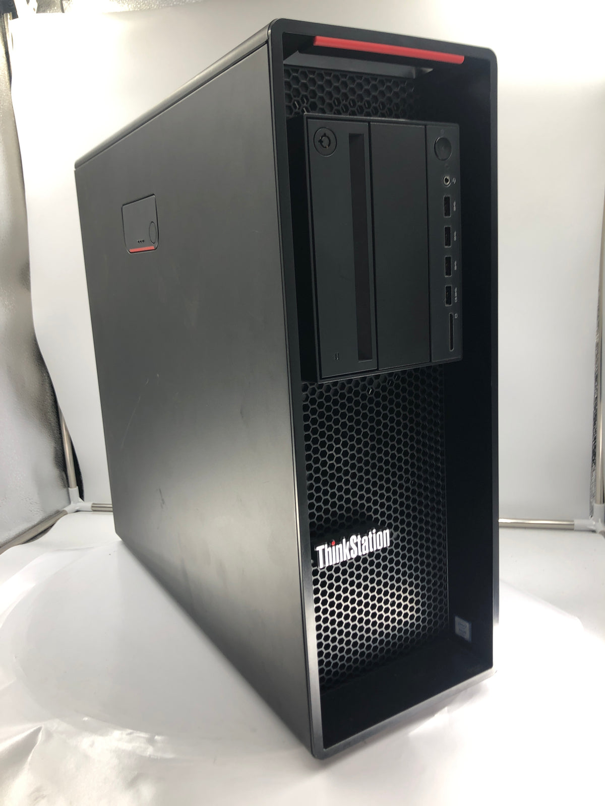 Lenovo ThinkStation P520 Workstation Xeon W-2255 1TB 64GB — 3R Technology