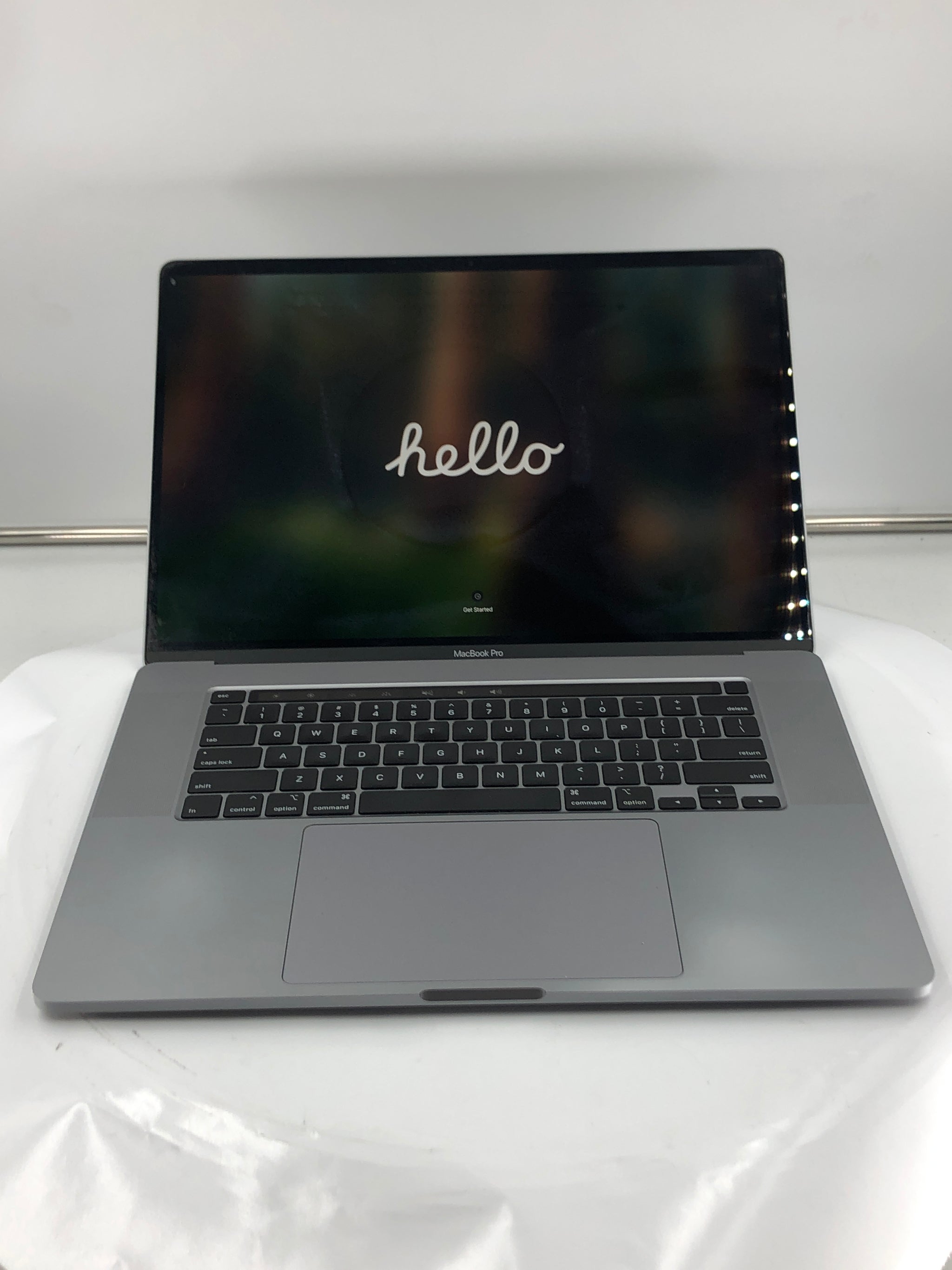 3R Technology Online Store: Used laptops, Macbooks, Desktops, more